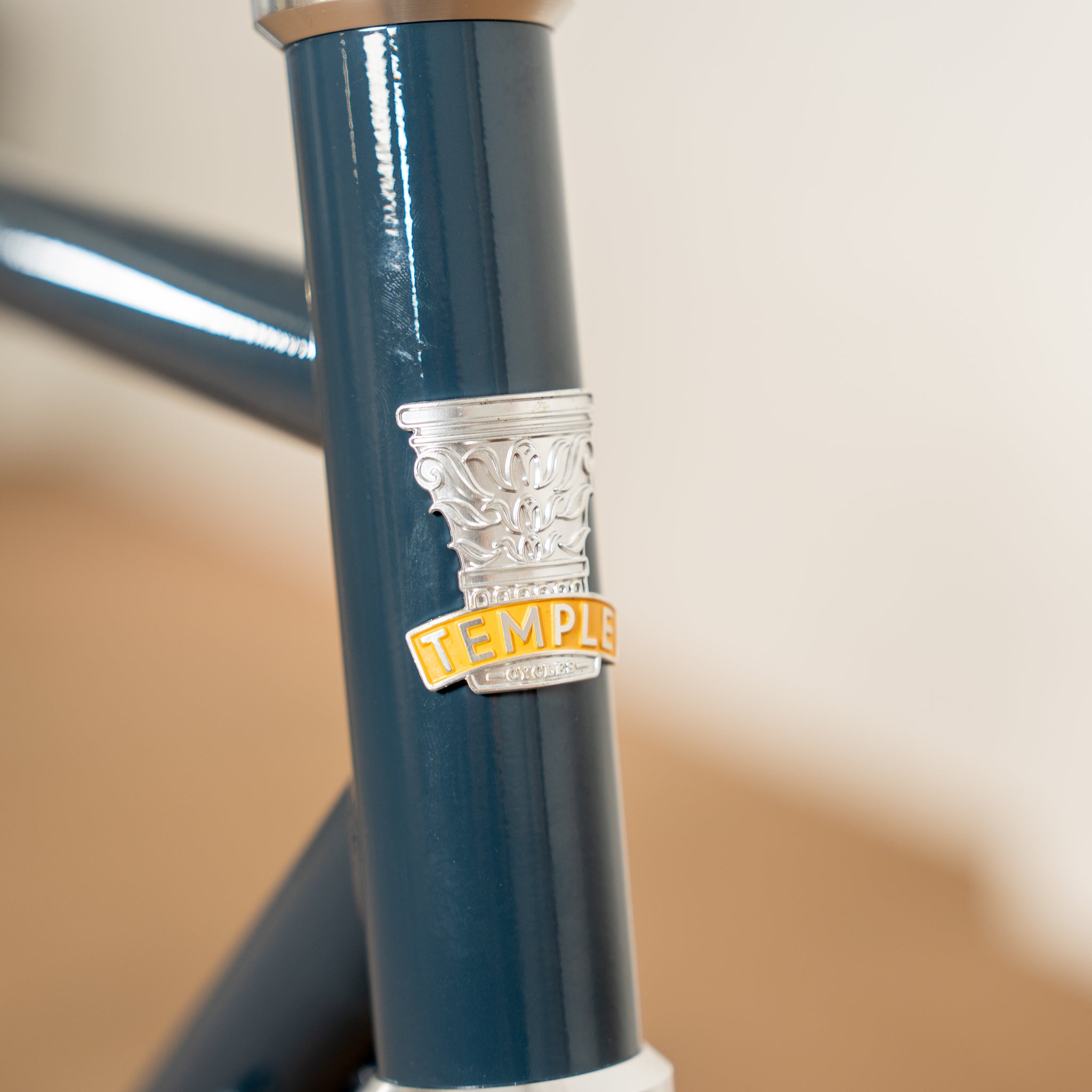 73 - Adventure Disc Frameset (Medium) – Temple Outlet