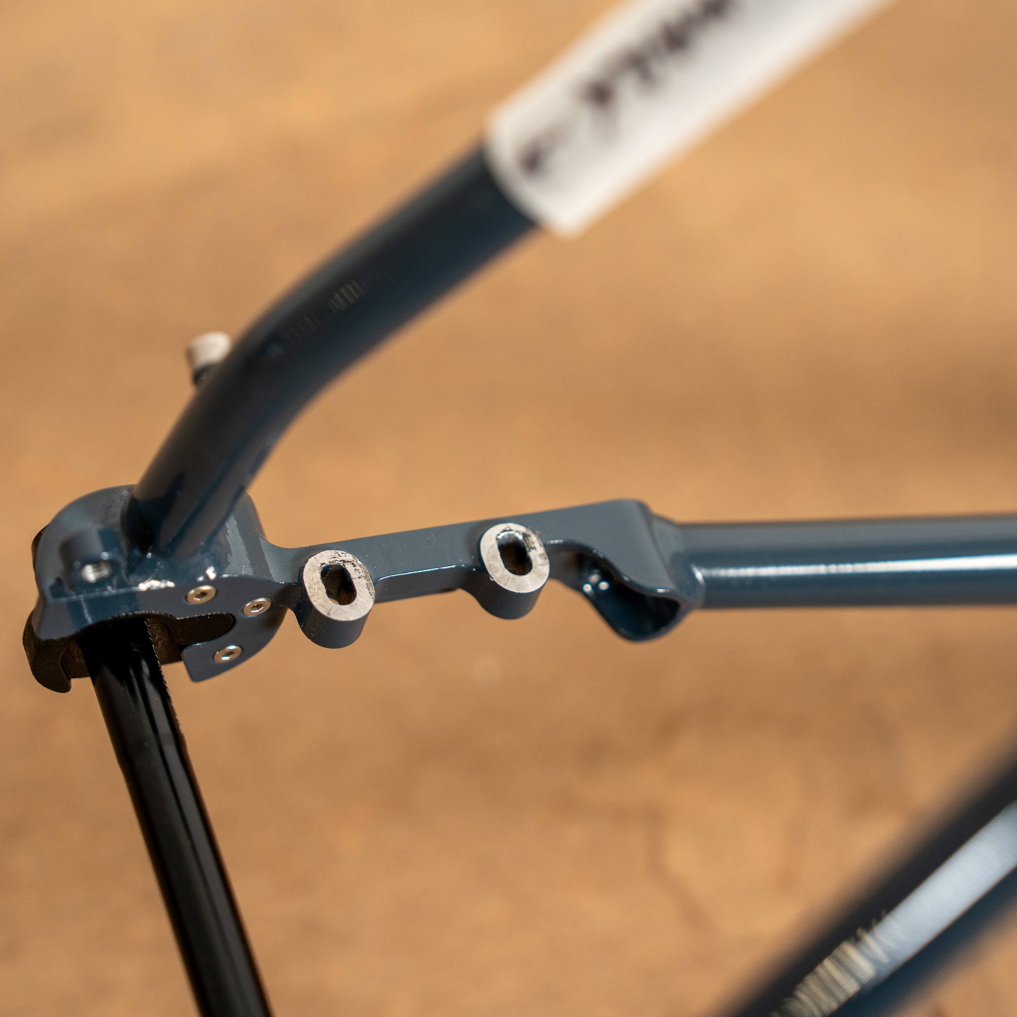 73 - Adventure Disc Frameset (Medium) – Temple Outlet